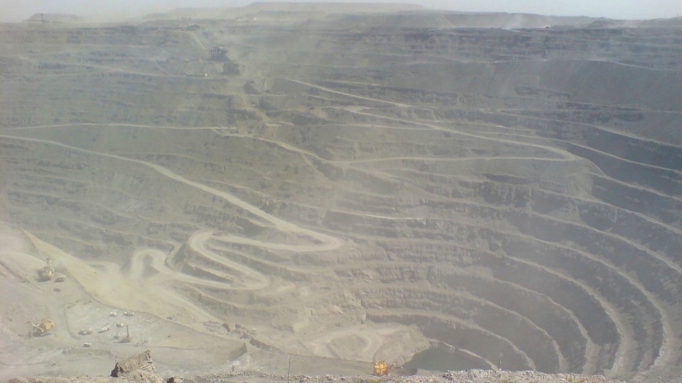 Největší zlatý důl na světě je Muruntau v Uzbekistánu. Produkcí zlata ...
